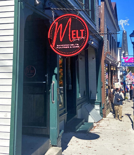 buffalo chicken sandwich maine ftr