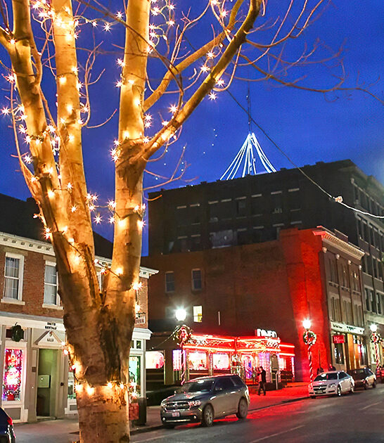 enchanting ohio town christmas ftr