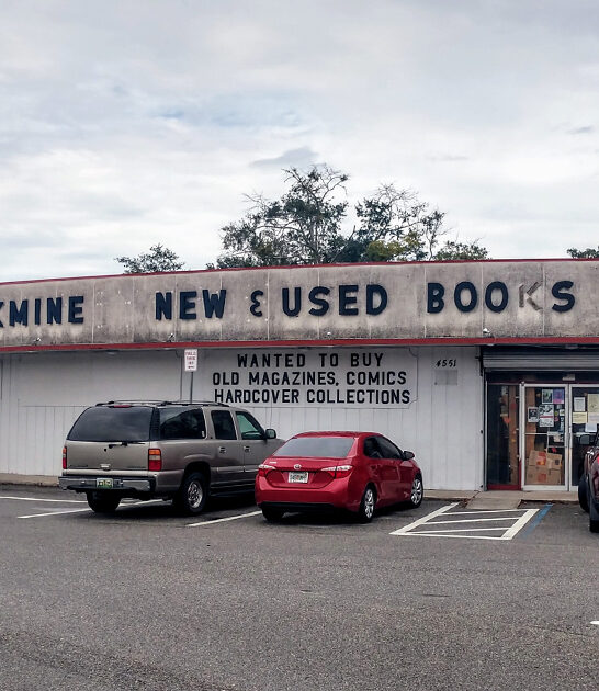 massive bookstore florida labyrinth ftr
