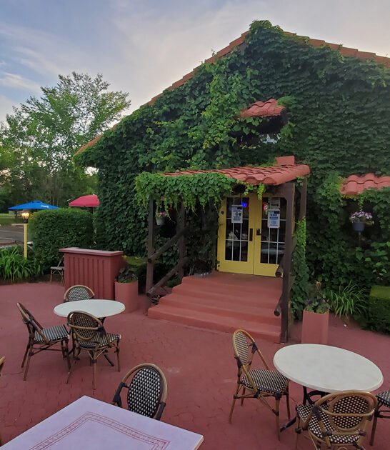 mexican eateries chimichangas illinois ftr