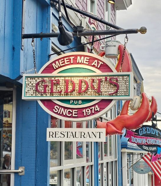 nautical themed restaurant maine ftr