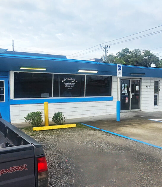 restaurant florida cinnamon rolls ftr