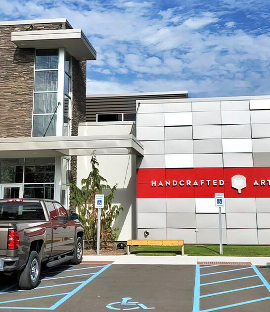 sports themed restaurant michigan ftr