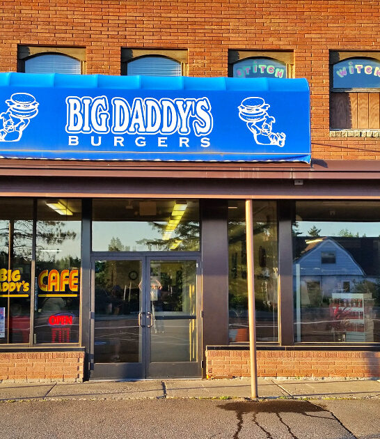 unassuming minnesota restaurant hashbrowns ftr