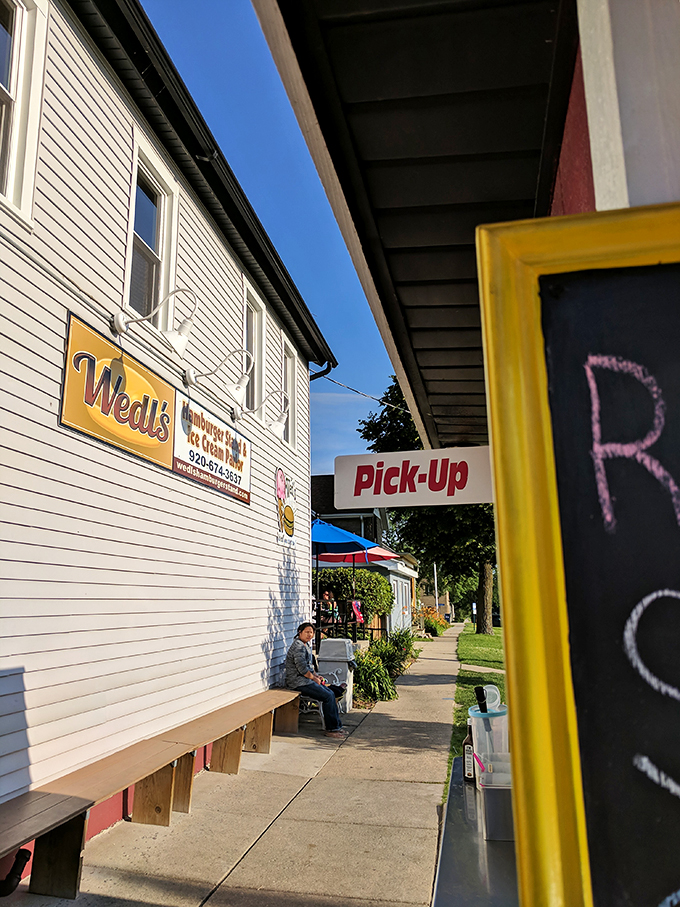 Step right up to flavor town! Wedl's is like a beacon of deliciousness in Jefferson, Wisconsin.