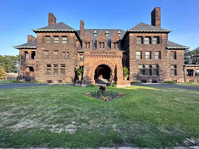 A castle in Minnesota? This red sandstone behemoth looks like it took a wrong turn at Albuquerque and decided to vacation in the Midwest.