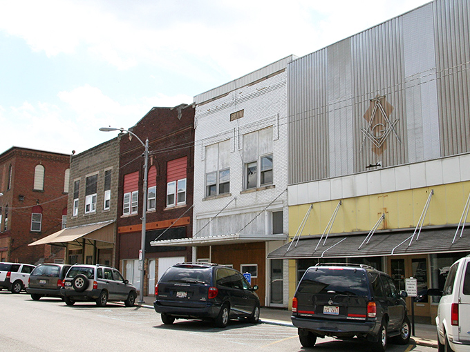 Step back in time! Lewistown's Main Street is like a Norman Rockwell painting come to life, minus the creepy feeling you've entered the Twilight Zone.