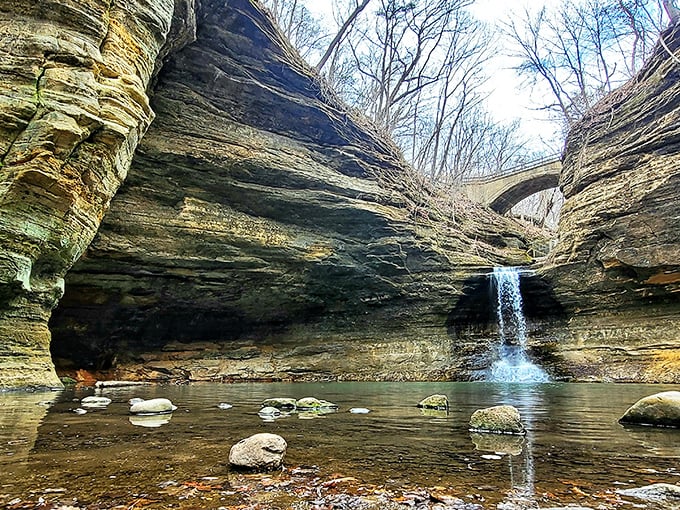 Nature's grand entrance! Matthiessen State Park welcomes you with a waterfall so picturesque, it's like Mother Nature's own red carpet.