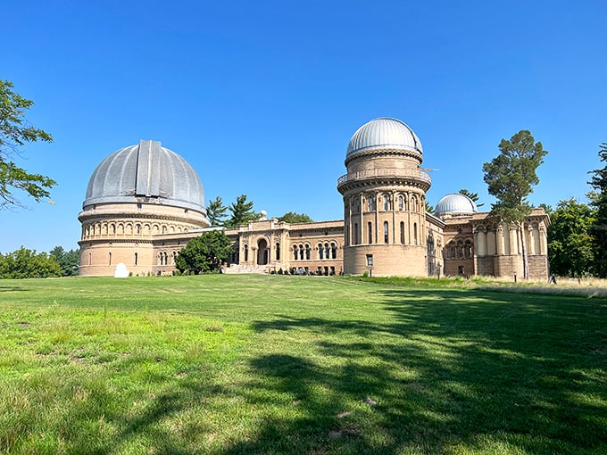 Behold, the celestial castle of Wisconsin! Yerkes Observatory's domes stand like cosmic sentinels, guarding secrets of the universe. It's Hogwarts for stargazers, minus the moving staircases.