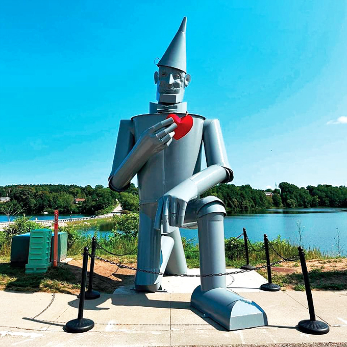Tin Man's got heart! This towering silver sentinel stands guard over Hart Lake, a whimsical welcome to Michigan's quirkiest town.