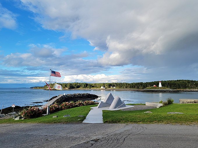 A patriotic perch with a view! This coastal gem offers a front-row seat to nature's grandest show, complete with a star-spangled salute.