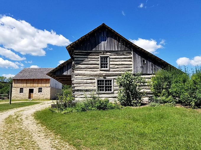 Rustic charm meets pioneer spirit! This weathered barn transports you straight to the 1800s, no DeLorean required.