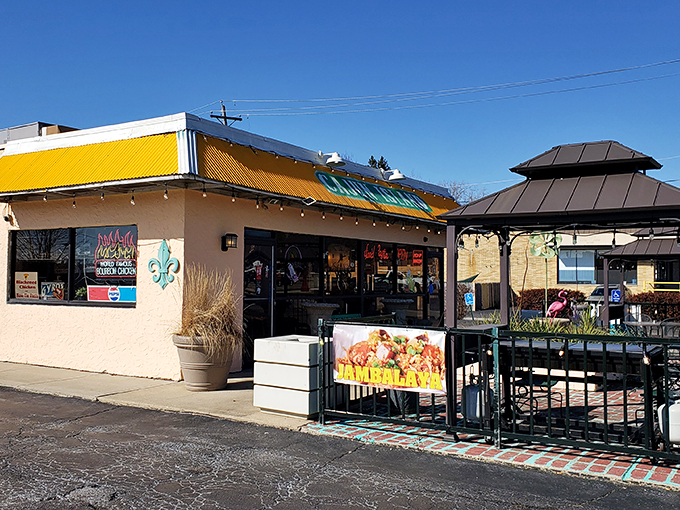Welcome to flavor paradise! Cajun Island's vibrant exterior promises a culinary adventure that'll make your taste buds do the cha-cha. Laissez les bons temps rouler!