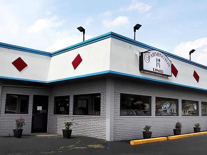 A slice of Americana with a side of nostalgia! Farmington Diner's classic exterior promises comfort food and friendly faces inside.