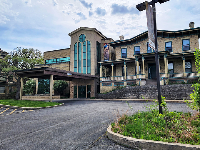 "Where history meets modernity!" The Burpee Museum's facade blends Victorian charm with sleek additions, like your grandma got a hip makeover from Chip and Joanna Gaines.