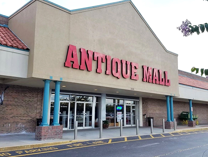 "Antique Mall" in big red letters? It's like they're daring you not to find a treasure! Step into this time-traveling emporium where every visit is a new adventure.