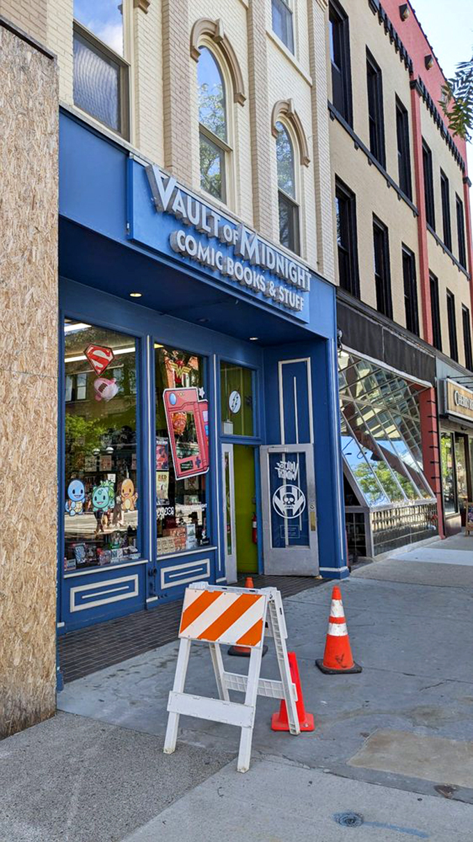 Holy comic book heaven, Batman! Vault of Midnight's electric blue fa&ccedil;ade is like a beacon for geeks and dreamers alike.