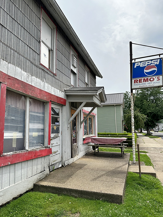 A time capsule with a side of nostalgia! Remo's weathered exterior whispers tales of countless satisfied customers and decades of delicious dogs.