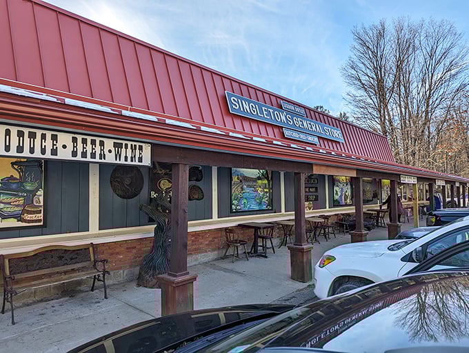 Step right up to flavor town! Singleton's red-roofed facade isn't just eye-catching; it's a beacon for food lovers and nostalgia seekers alike.
