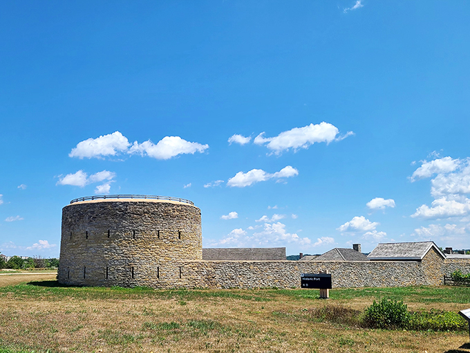 A bird's-eye view that'll make your inner history buff soar! Fort Snelling's sprawling grounds unfold like a time-traveler's playground, inviting you to step back two centuries.
