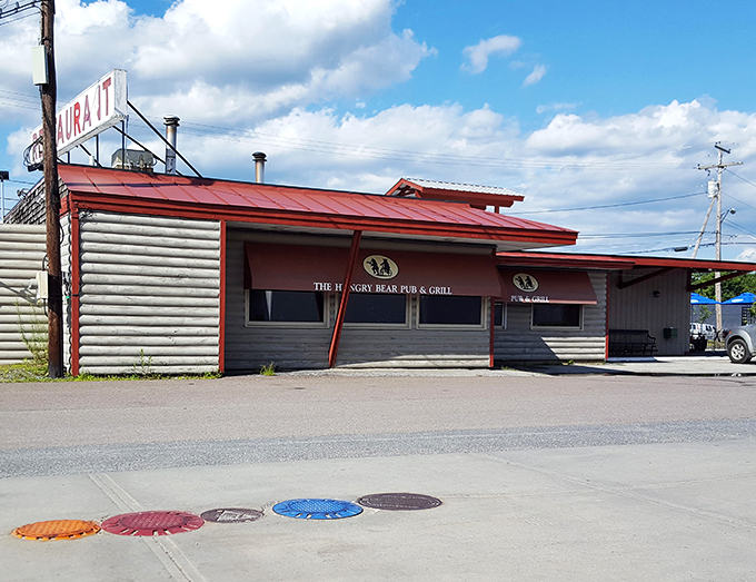 Who knew paradise had a red roof? This unassuming exterior hides a treasure trove of flavors waiting to be discovered.