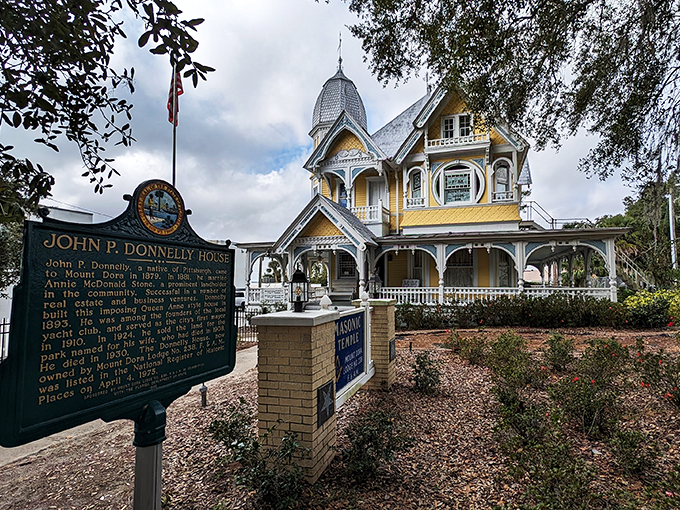 Step right up to the Donnelly House, where Victorian charm meets Florida sunshine in a delightful architectural confection!