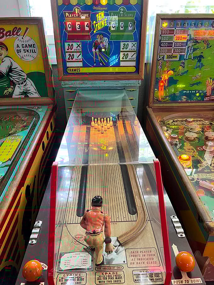 Step back in time with these vintage beauties &ndash; they're like the classic cars of the arcade world, but with better sound effects.