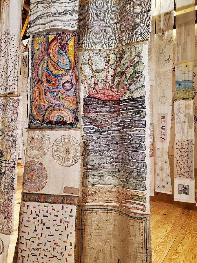 Nature meets nurture in this blooming masterpiece. Van Gogh would've traded his sunflowers for this garden.