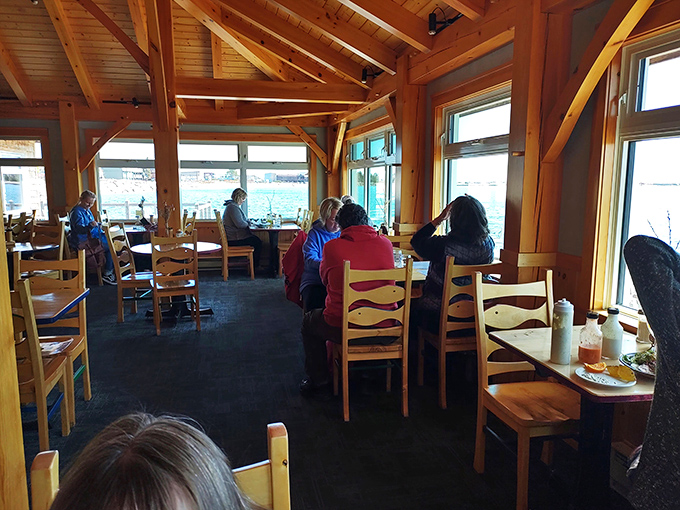 Where strangers become friends over shared plates and lake stories. Just don't share your fish &ndash; it's too good!