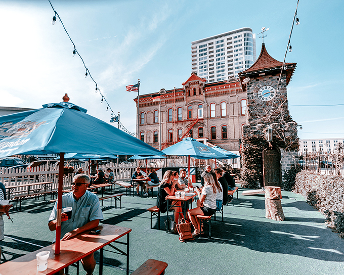 Biergarten bliss! Soak up the Milwaukee sun (yes, it exists) while savoring a pretzel bigger than your head. Alfresco dining at its finest.