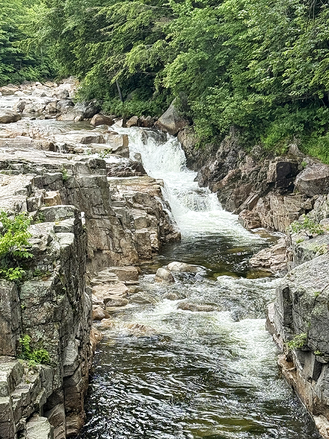 Nature's own jacuzzi! These cascading waters are putting on a show that rivals any Vegas fountain.