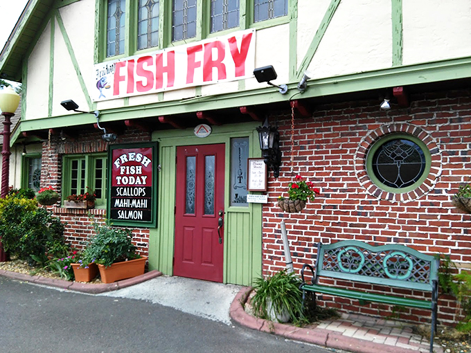 Ashley's of Rockledge: Come for the seafood, stay for the spectral sightings. Don't forget to tip your ghostly server!