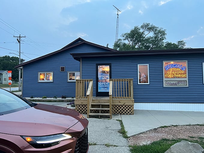 Aztalan Inn: Roadside dining with a paranormal twist! This blue beauty serves up comfort food that might comfort more than just the living.