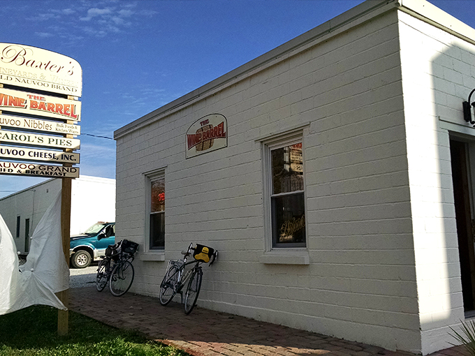 History in a bottle! Baxter's quaint exterior belies its status as Illinois' oldest winery, serving since 1857.
