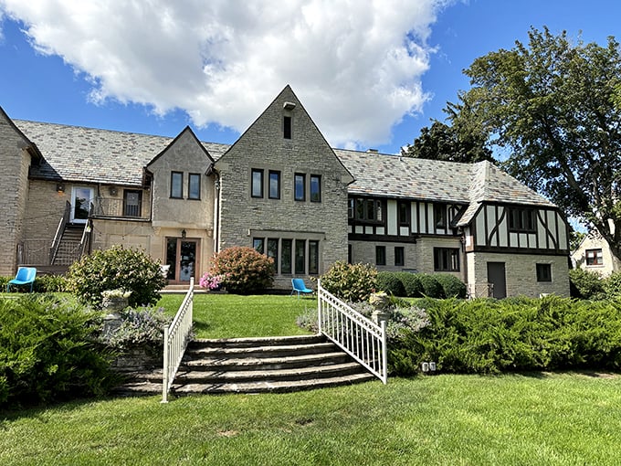 Shatter-proof your expectations! This glassy getaway is a crystal-clear choice for your Wisconsin wanderings.