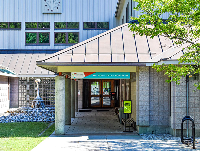 Science gets playful at the Montshire Museum! Hands-on exhibits make learning an adventure for curious minds of all ages.