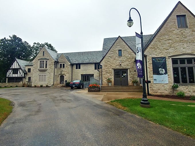 Reflect on this: A pit stop that's as fragile as it is fantastic. Handle with care and prepare to be amazed!