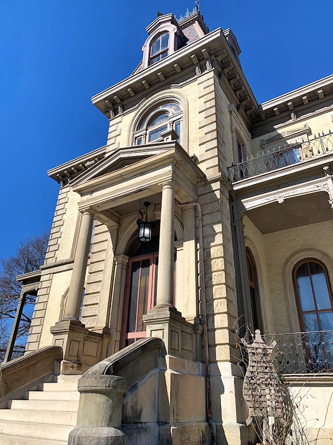 From highway to high society: Pull over for a pit stop at the Davis Mansion, where Victorian opulence meets Midwest charm.