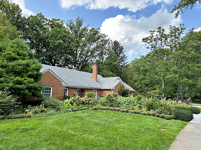 Detour into a dream! This leafy wonderland feels like driving through a painting &ndash; just don't try to adjust your rearview mirror.