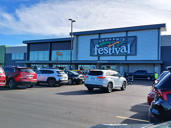 From tot spots to hot dishes, Skogen's has it all. It's like a block party in a supermarket!