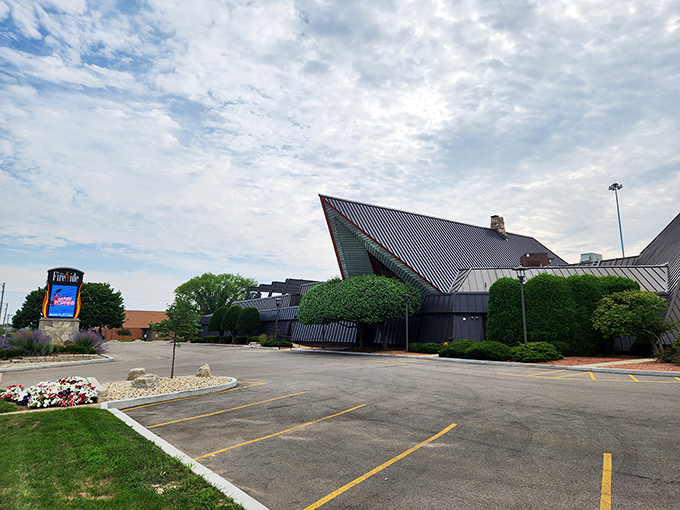 Where supper meets spectacle: The Fireside proves that sometimes, playing with your food can be downright theatrical.