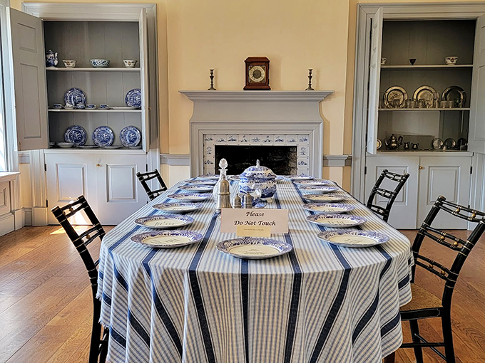 Dinner is served! Fort Snelling style. This elegant spread would make Martha Stewart swoon, but remember: look, don't touch (unless you've got a time machine).
