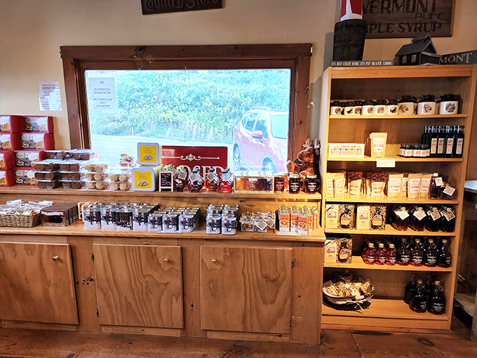 Maple syrup heaven! From light amber to dark robust, it's a sweet spectrum that puts Pantone to shame.