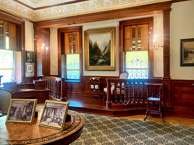 Art so fancy, it makes museum curators jealous! This room is giving "Night at the Museum" vibes, but with more gold and less Ben Stiller.