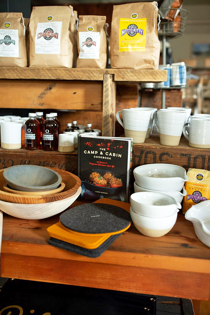 Kitchen gear so pretty, you'll want to cook just to show it off. Warning: may cause spontaneous dinner party planning.