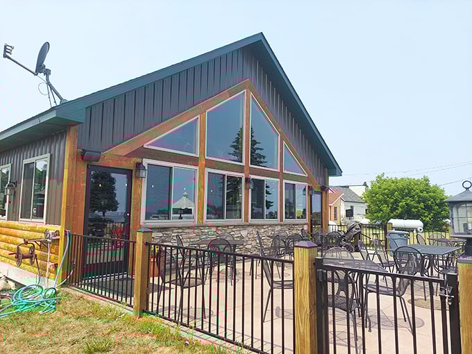 After touring the pickle palace, quench your thirst at this inviting tavern. No picklebacks required!