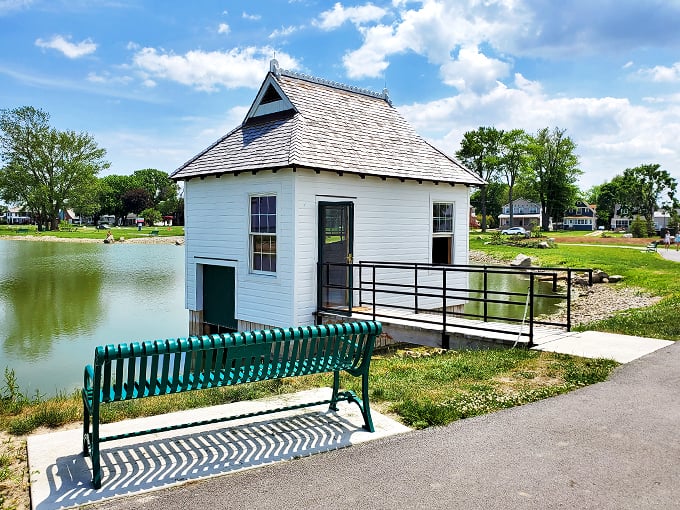 Quaint quarters! This little house by the pond is like a cozy dollhouse for full-sized humans who love the water.
