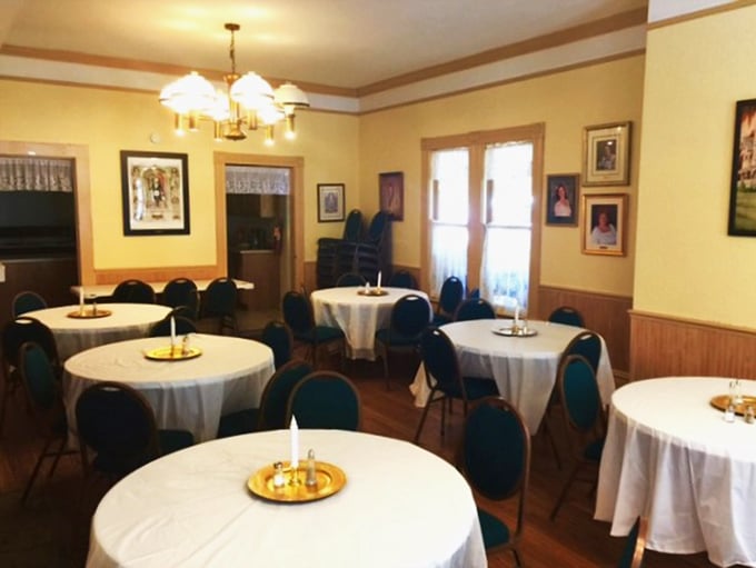Dinner is served! This dining area is all dressed up and ready for a feast fit for Queen Victoria herself.