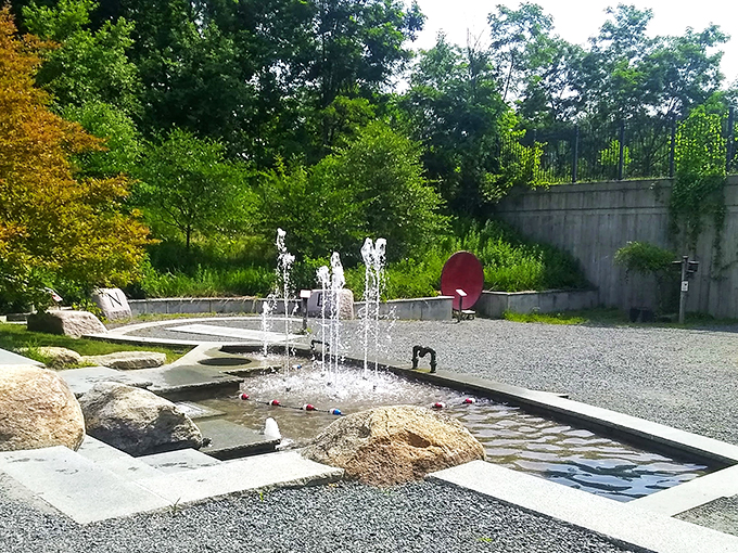 Who says science can't be refreshing? This outdoor fountain combines the thrill of discovery with the joy of splashing on a hot day.