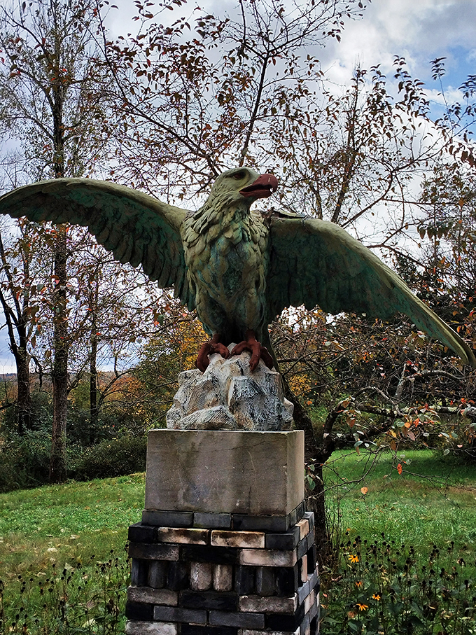 "I'm ready for my close-up, Mr. DeMille." This eagle statue stands guard, giving new meaning to the phrase "bird's eye view."